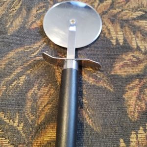 Pampered Chef | Kitchen | Retired Pamper Chef Pizza Cutter Cover | Poshmark